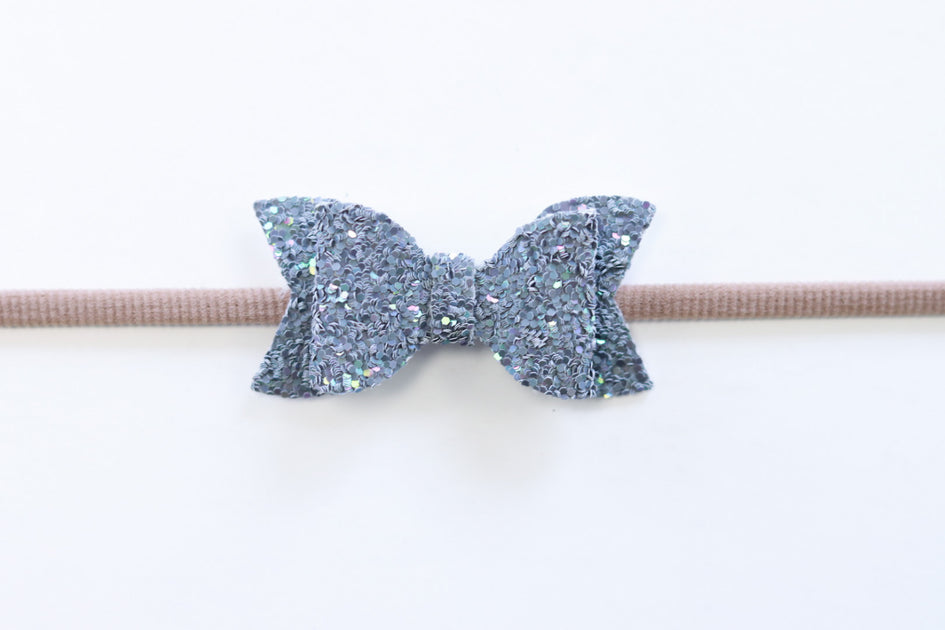 Grey Sparkle – Little Bow Pip
